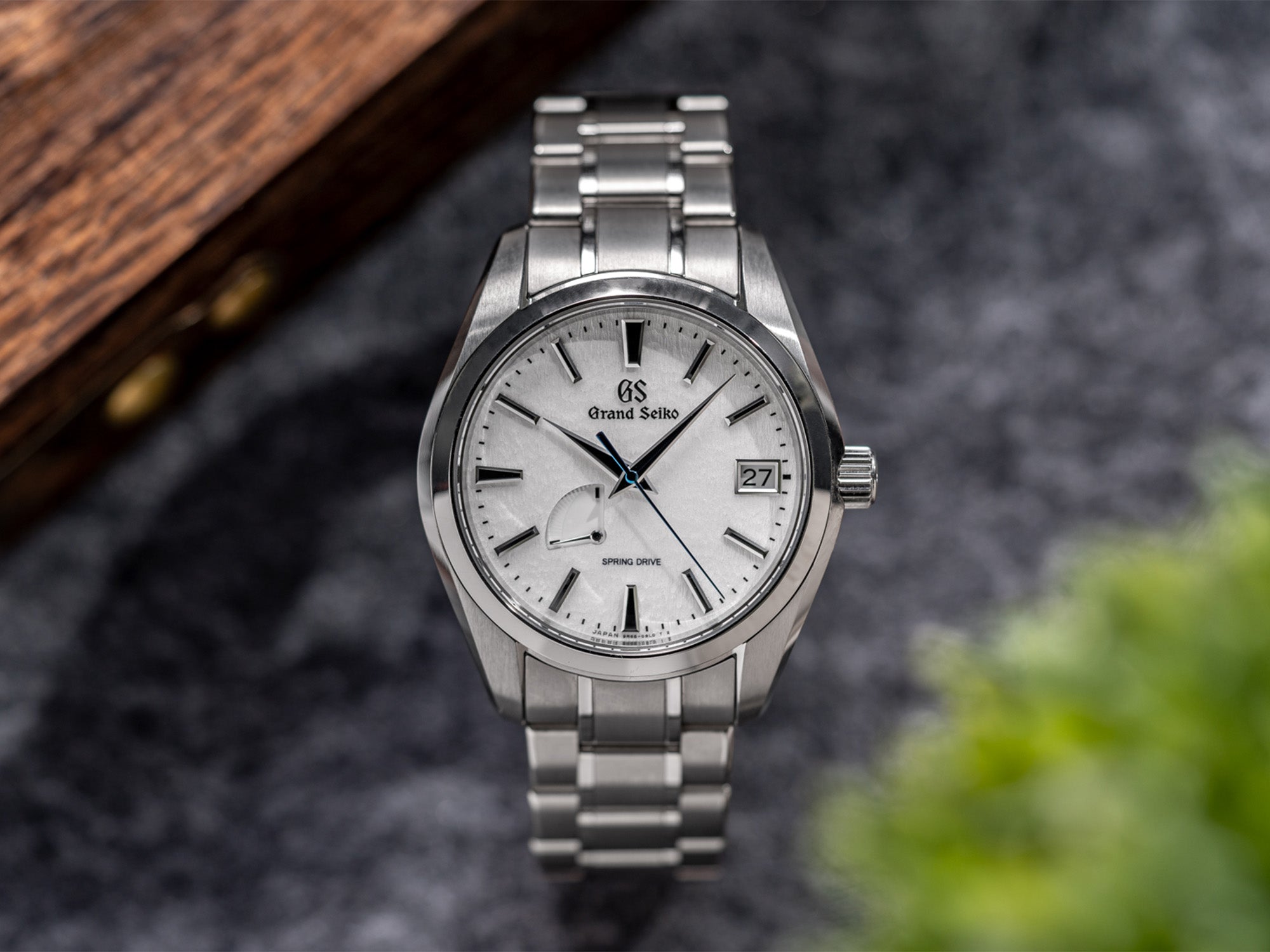SBGA211 "Snowflake" Heritage Spring Drive 41mm - White on Bracelet ...