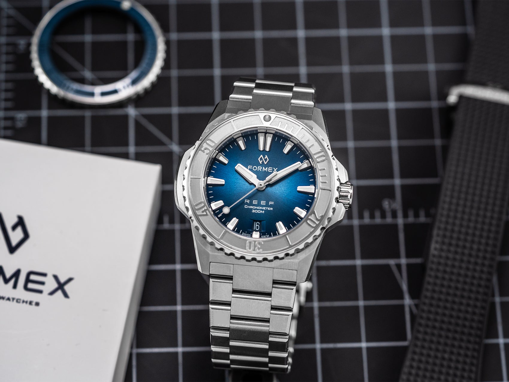Baby REEF Automatic Chronometer COSC 300M 39.5mm - White | Teddy ...